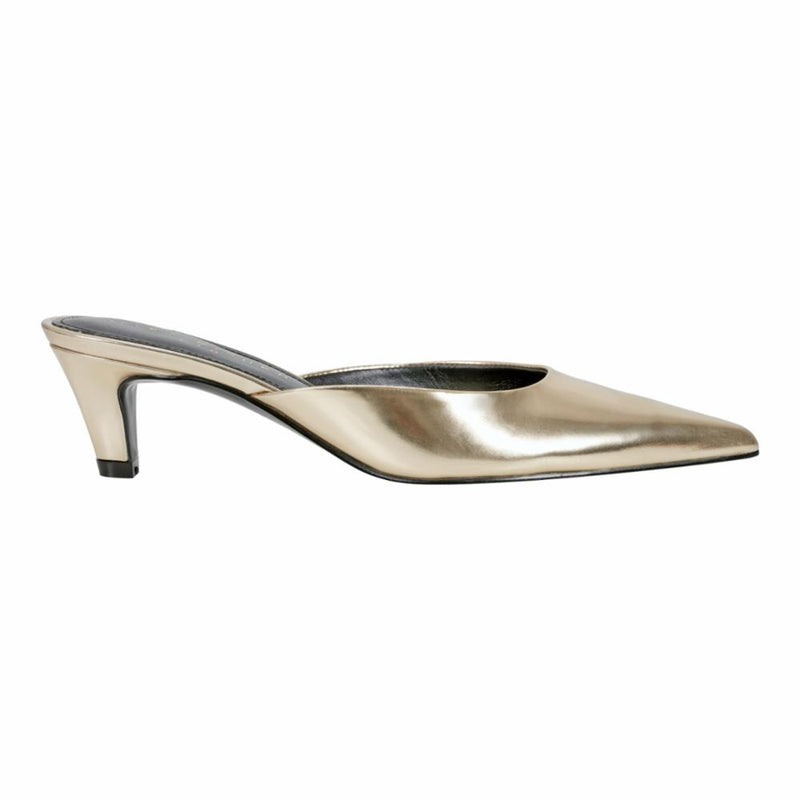 Marc Fisher Footwear Canada: Designer Shoes & Casual Luxe Styles